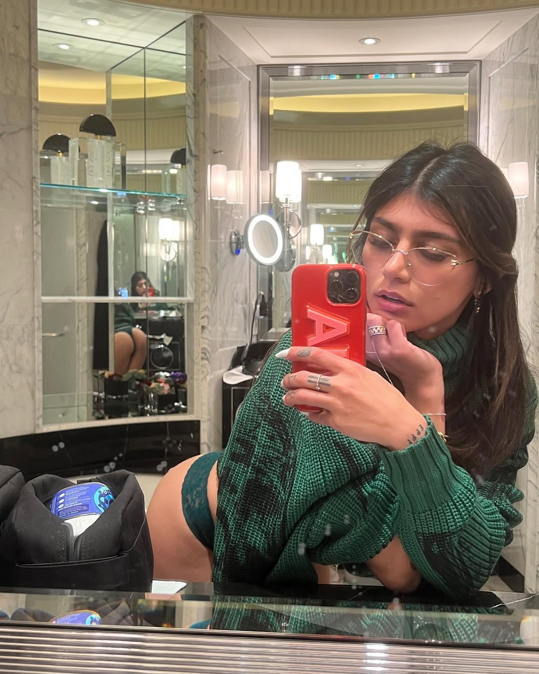 Mia Khalifa Reveals What Makes OnlyFans Different | OnlyNews